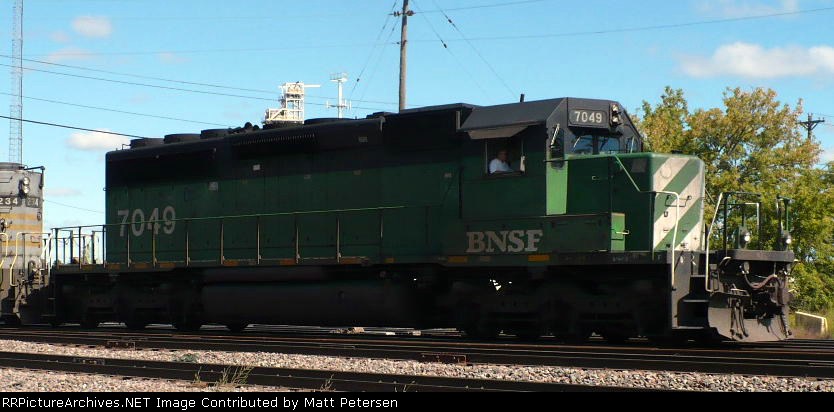 BNSF 7049